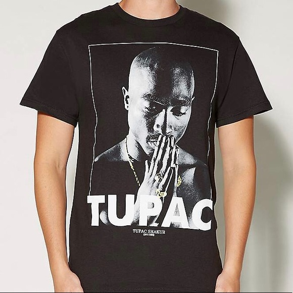 Spencer's | Tops | Tupac Praying Hands W 7 On The Back Short Sleeve ...